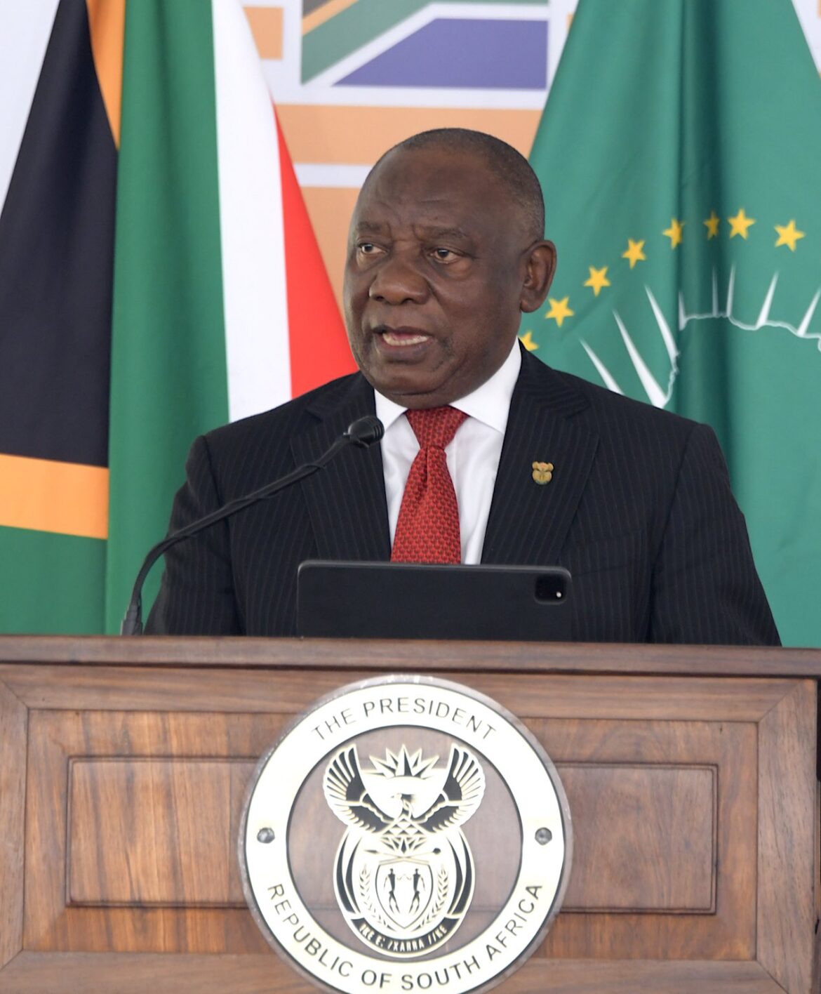 WATCH - President Cyril Ramaphosa publicly signs National Health ...