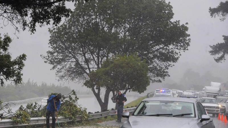 South Africans Brace for Cold Front as SAWS Issues Severe Weather ...