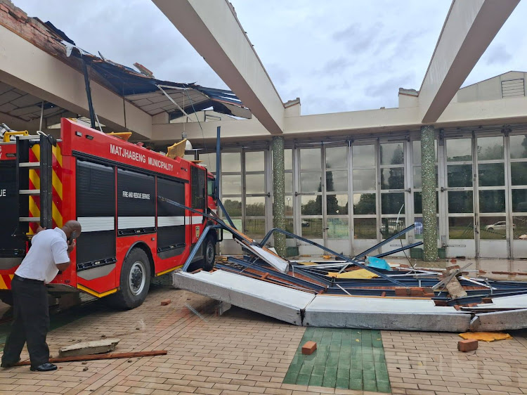 Two Injured as Powerful Winds Cause Widespread Destruction in Welkom ...