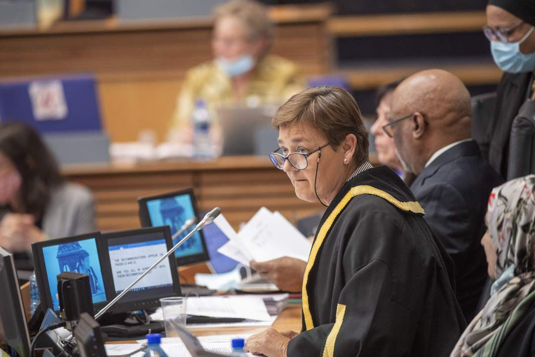 Cape Town Council Speaker Felicity Purchase Survives Motion of No ...