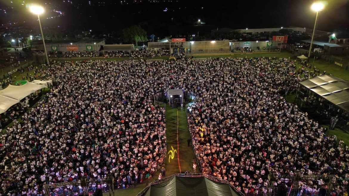 IN PICTURES | Pleasure Tša Manyalo Sells Out Manyalo Fiesta in ...